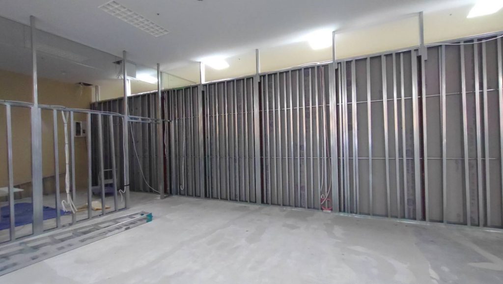 軽鉄(LGS)・ボード(PB)工事 – 株式会社 翔進 SYOUSHIN / 札幌 内装工事全般 商業施設 設計・施工・管理 店舗デザイン リフォーム 空間装飾業